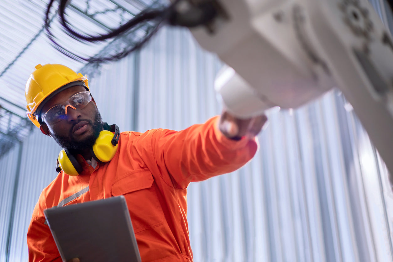 Choosing and Caring for Safety Eyewear: Your Guide to Eye Protection